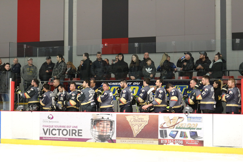 LE MÉTAL PLESS S’INCLINE EN PROLONGATION CONTRE TERREBONNE - Semipro ...