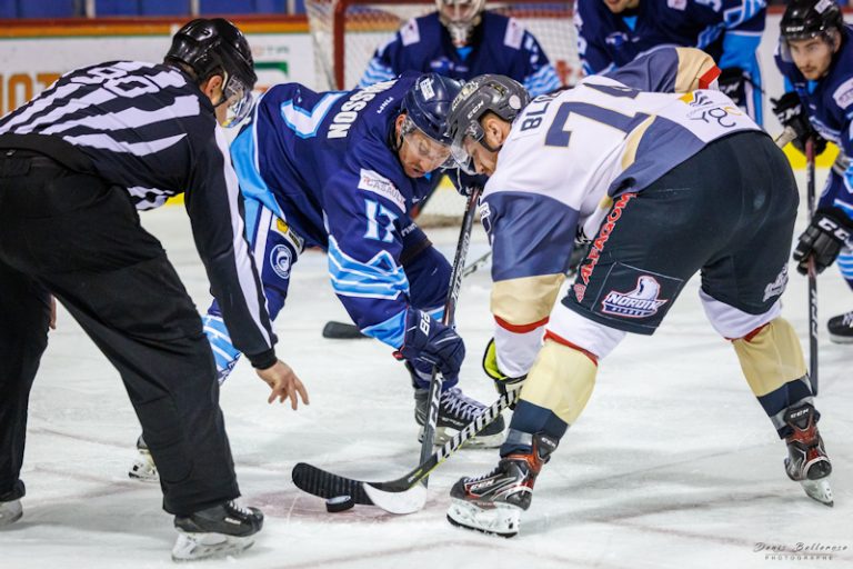 LE MÉTAL PLESS S’INCLINE À SON DERNIER MATCH LOCAL DE L’ANNÉE - SEMIPRO ...